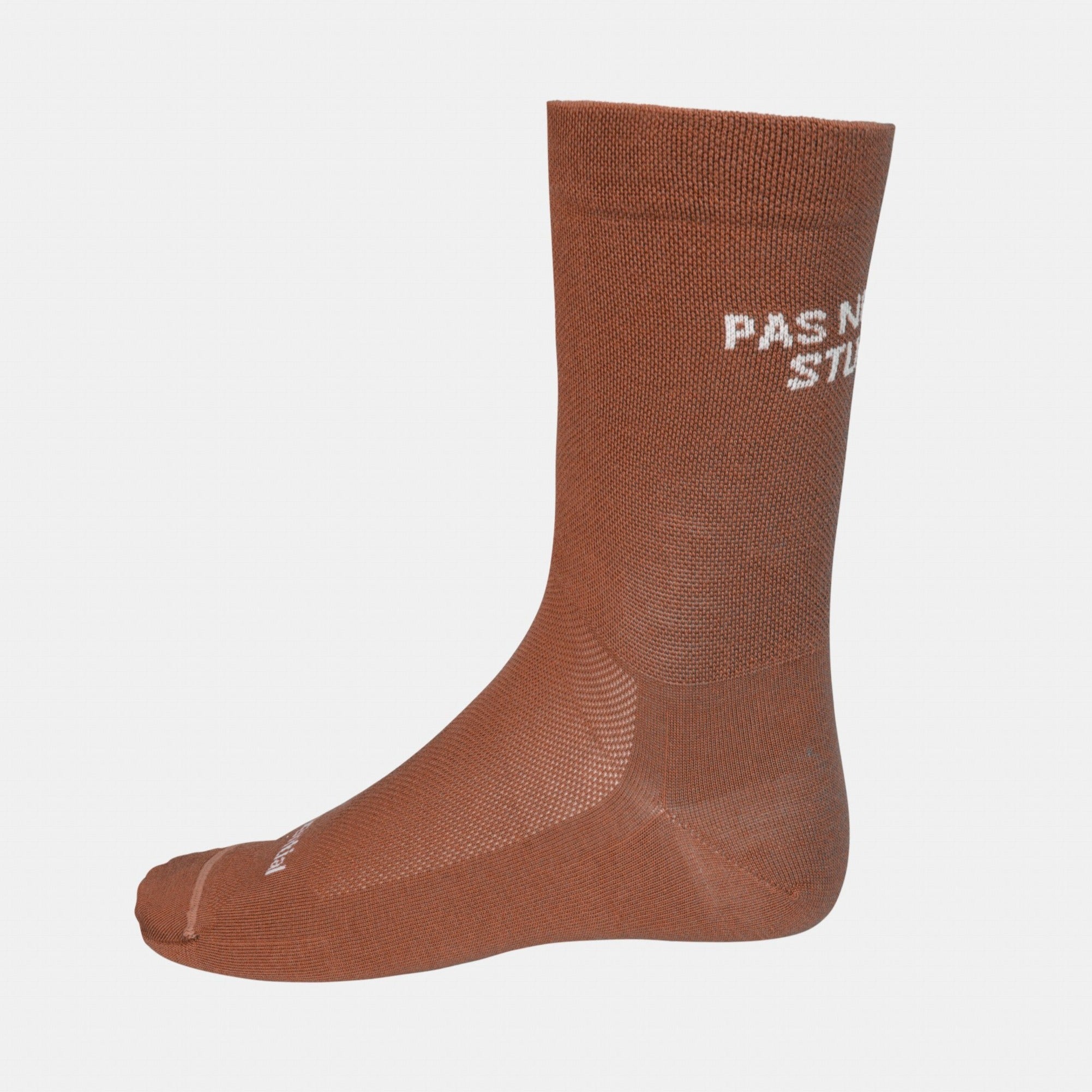 Pas Normal Studios Essential sokker - Cinnamon – Cranks & Coffee